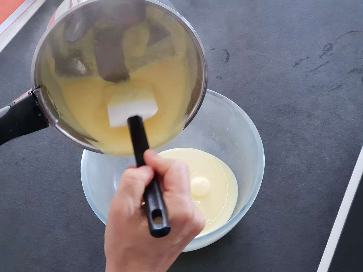 Recette Mousse Vanille (Base Bavaroise) : ingrédients, étapes, astuces ...