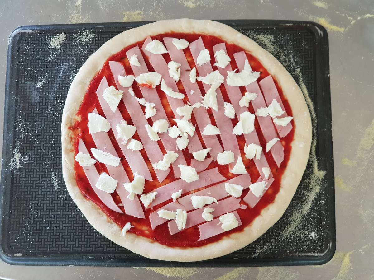 Recette Pizza Maison : ingrédients, étapes, astuces | maPatisserie.fr